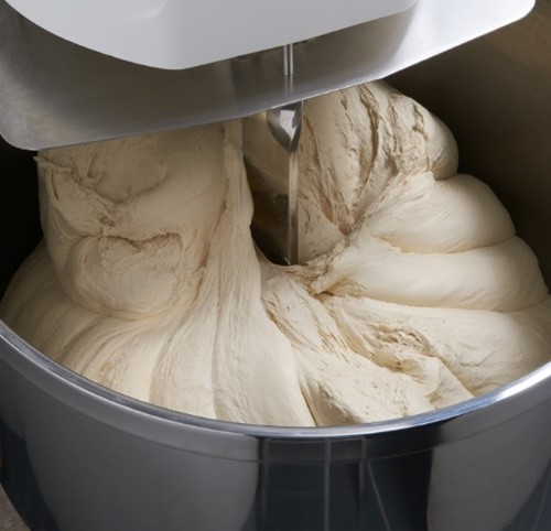 The essentials of kneading with a mixer - The Blog